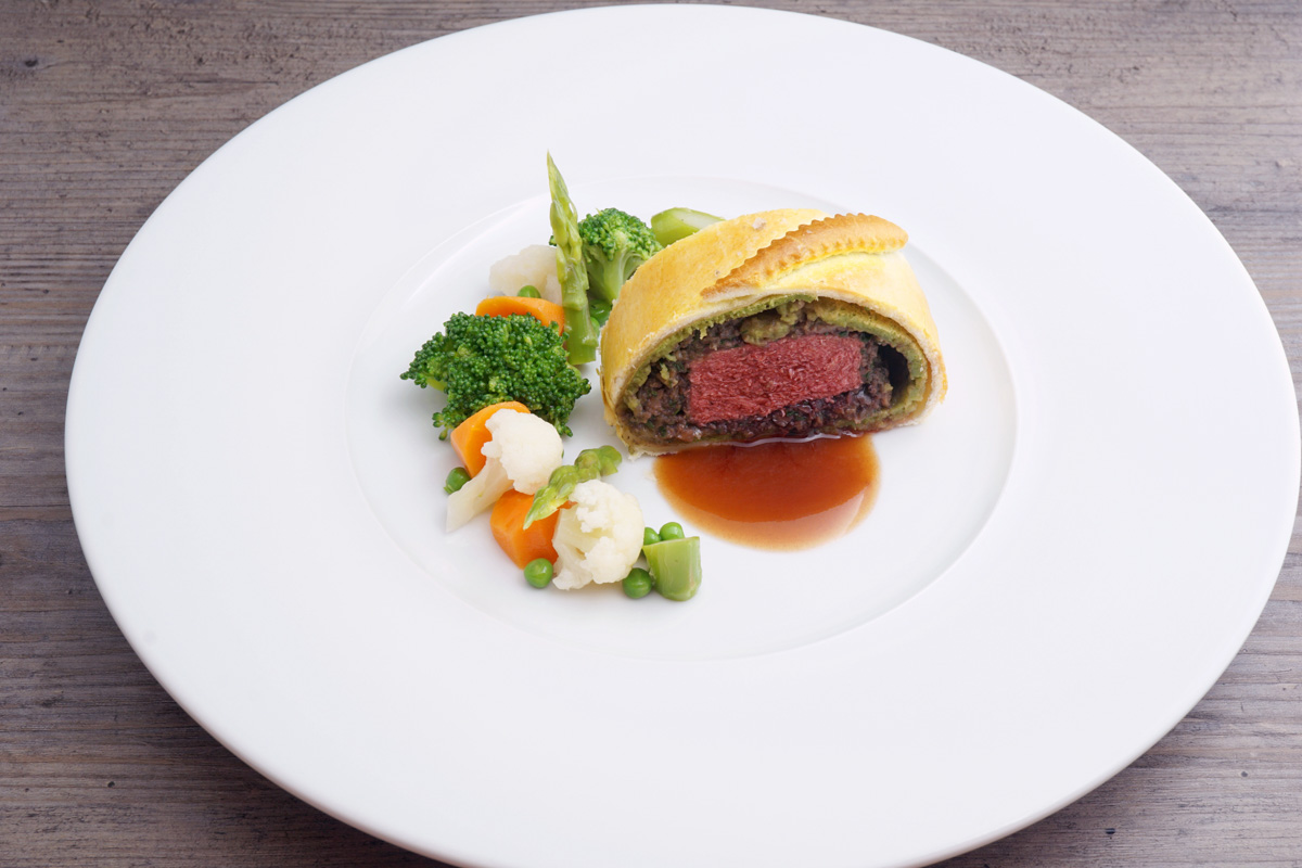 THE GREEN MOUNTAIN Wellington with a porto jus and vegetable bouquet ...